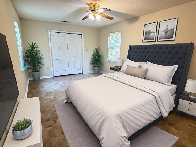 1207 Edna Place