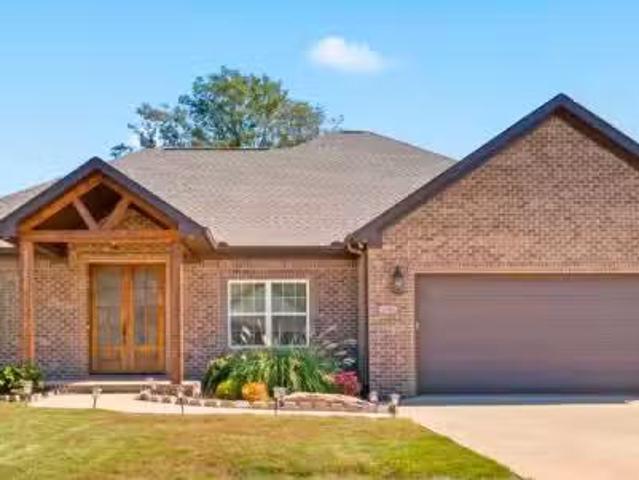 1207 GLENDORA AVE, TUSCUMBIA, AL 35674