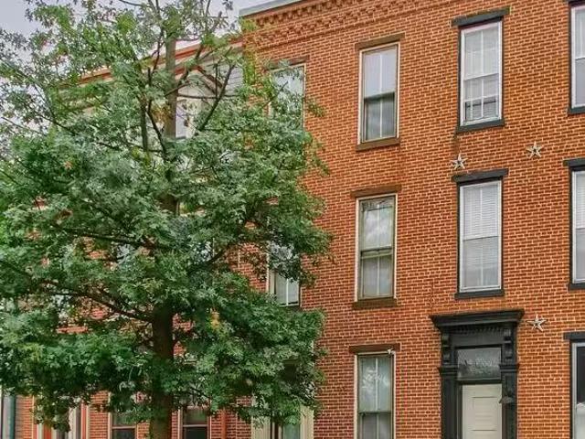 1207 GREEN STREET, HARRISBURG, PA 17102 654735274
