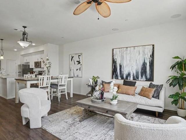 1207 Paseo Seashore Unit 77, San Diego, CA 92154