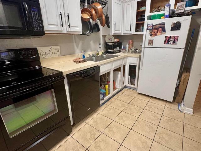 1207 Pinegrove Dr. B