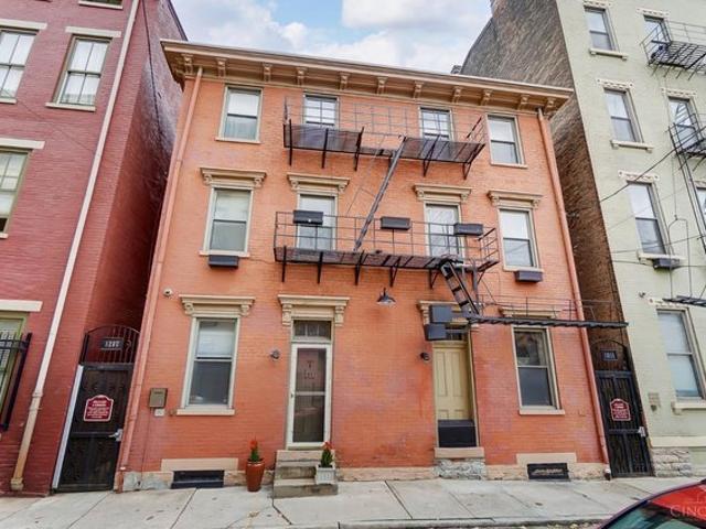 1207 Republic St Apt 101B, Cincinnati, OH 45202
