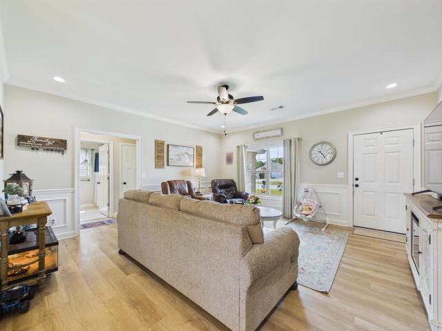 1207 Ridgefield Circle