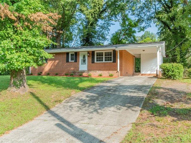 1207 Robin Road