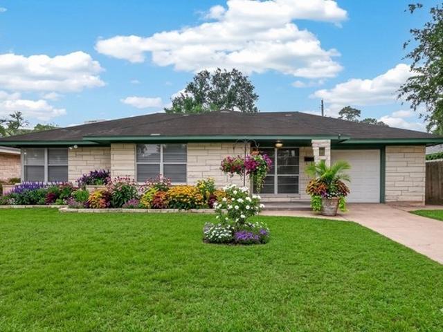 1207 Stonecrest Dr, Houston, TX 77018