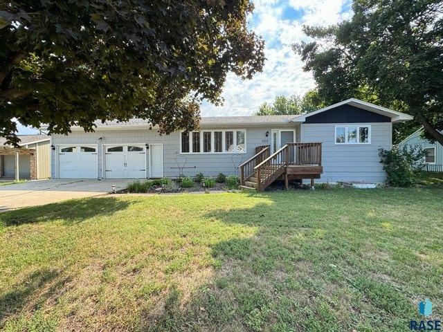 1207 SW 4th Ave, Pipestone, SD 56164