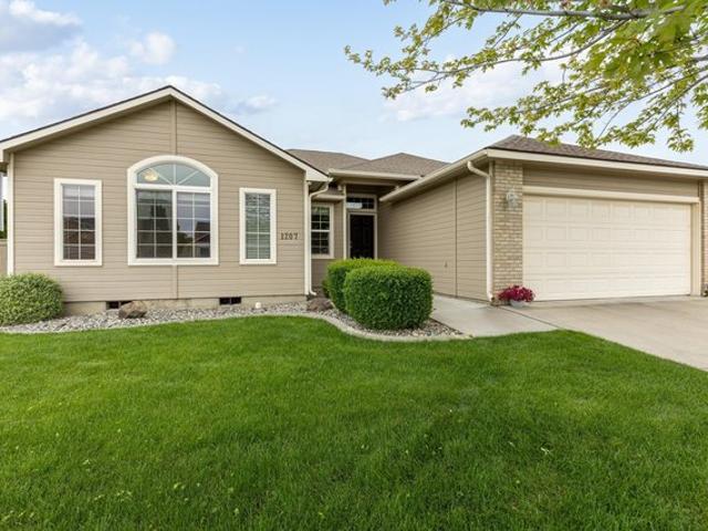 1207 S Jefferson St, Kennewick, WA 99338
