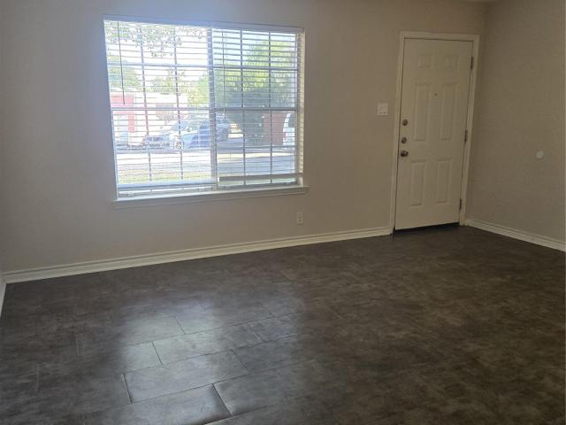 1207 Southport Dr # 106