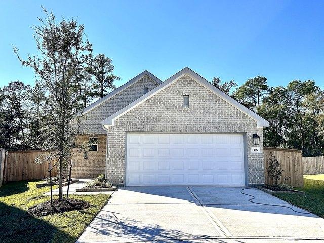 1207 Tessa Forest Ct, Conroe, TX 77301