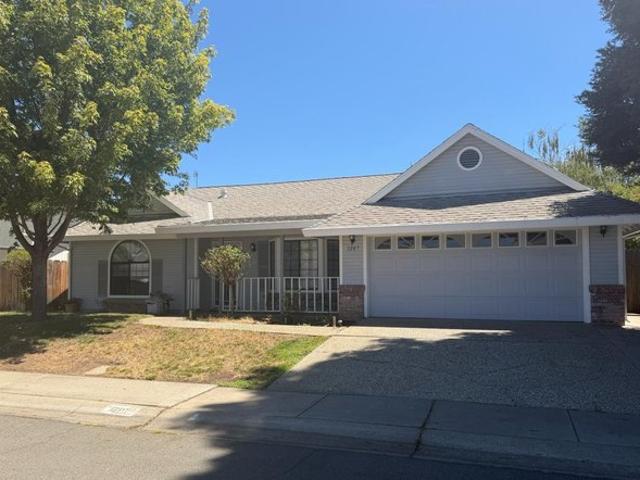1207 Willow Creek Dr, Yuba City, CA 95991