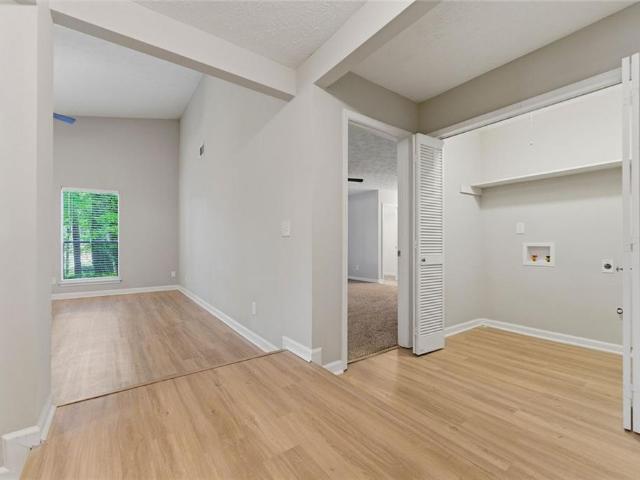1207 Woodstream Circle NW