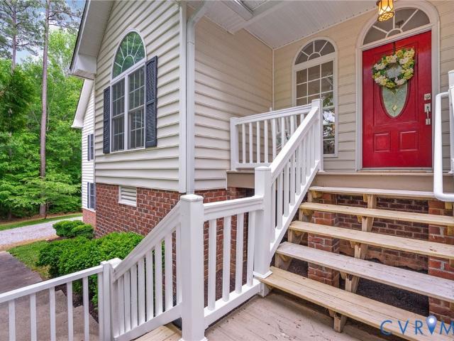 12081 Hunters Hawk Court