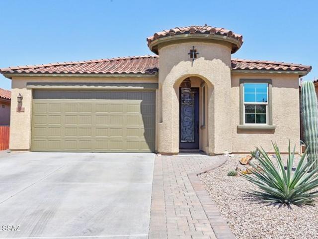 12081 N Golden Mirror Dr, Marana, AZ 85658