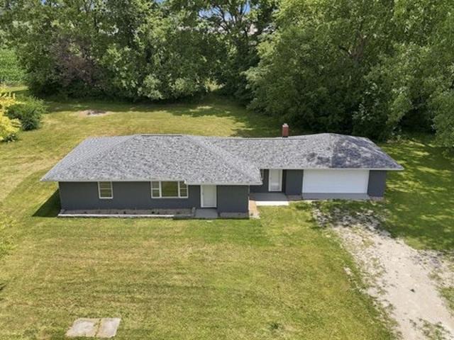12081 N St Rd 15 Hwy, North Manchester, IN 46962