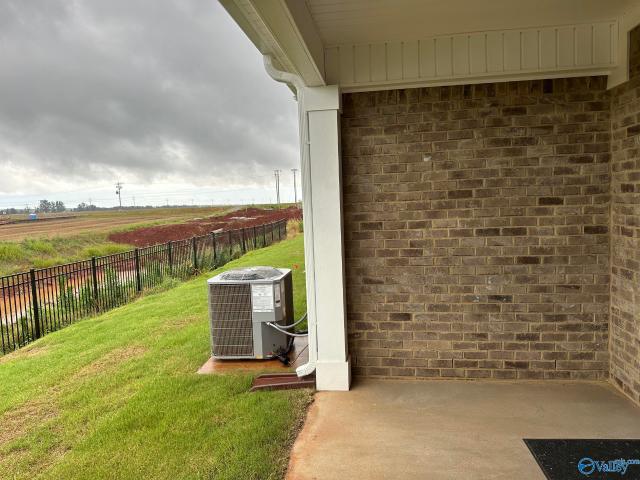 12086 Windy Lane