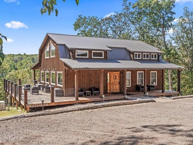 12089 Cantwell Cliffs Rd, Rockbridge, OH 43149