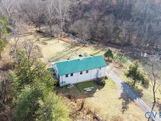 1208 Manteo Rd, Buckingham, VA 23921 | MLS #2605 | Compass