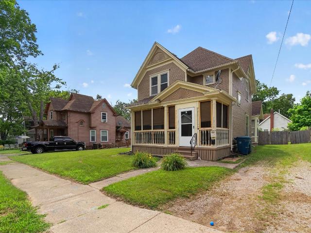 1208 Maple Avenue