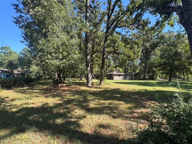 1208 McDaniel Dr, Shreveport, LA 71107 | MLS #21070 | Compass