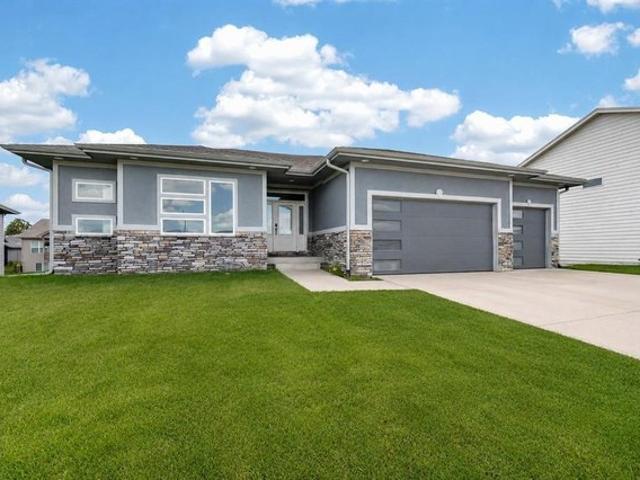 1208 NW 4th Ct, Grimes, IA 50111