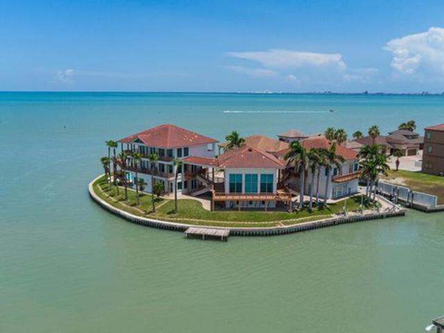 1208 N Shore Dr, Port Isabel, TX 78578