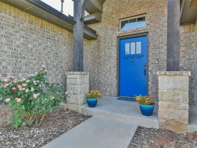 1208 N Wisteria Terrace