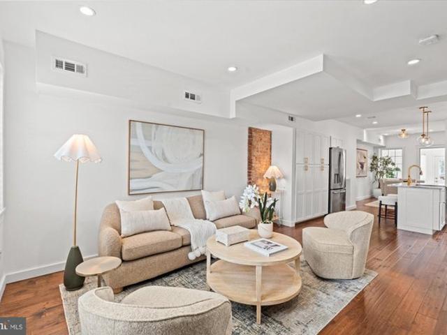 1208 Oronoco St, Alexandria, VA 22314