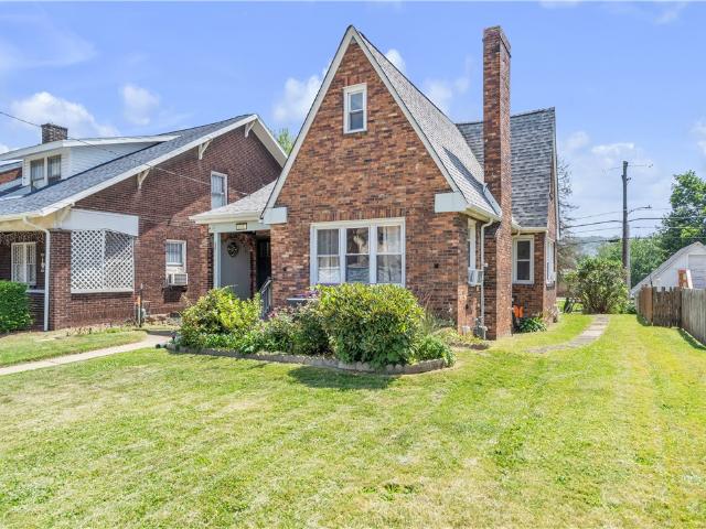1208 Beaver Ave