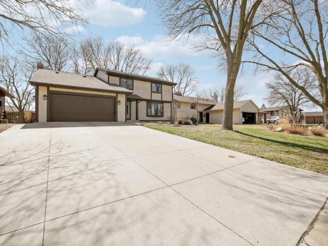 1208 Borealis Lane NE