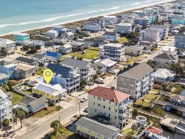 1208 Canal Dr, Carolina Beach, NC 28428