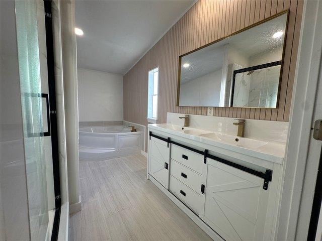 1208 Casa Ln, Venus, TX 76084