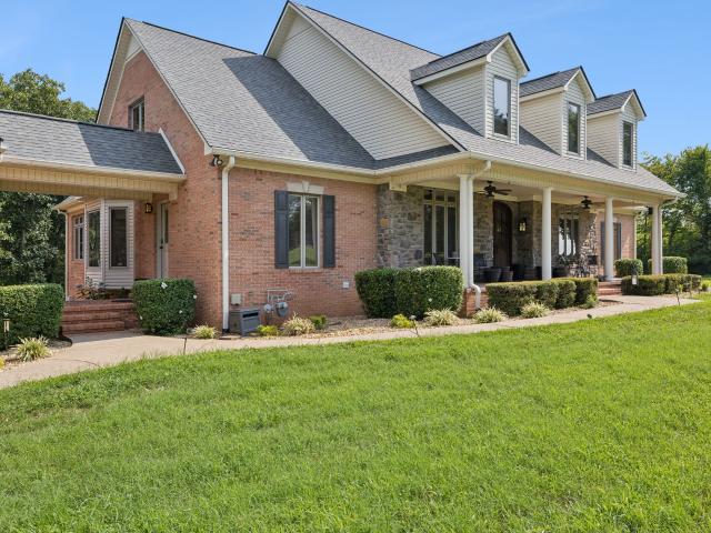 1208 Davidson Ln, Columbia, TN 38401 | MLS #2963 | Compass