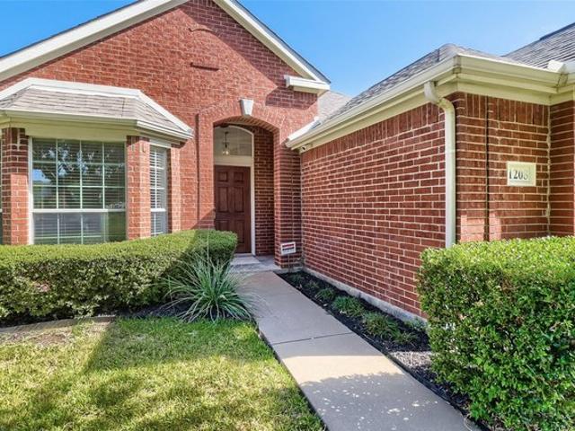 1208 Dover Heights Trl, Mansfield, TX 76063