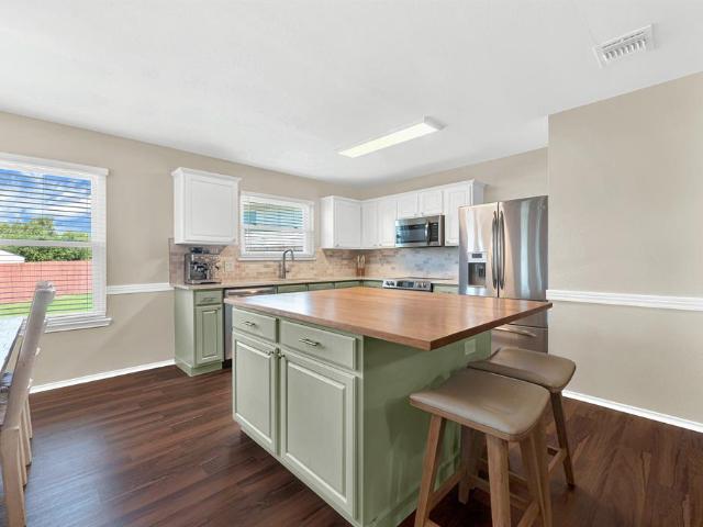 1208 Feather Crest Drive