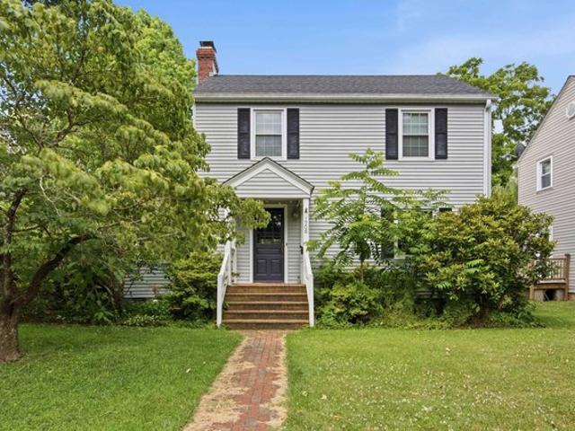 1208 Federal St, Radford, VA 24141