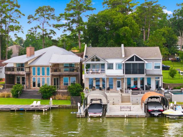 1208 Lake View Drive
