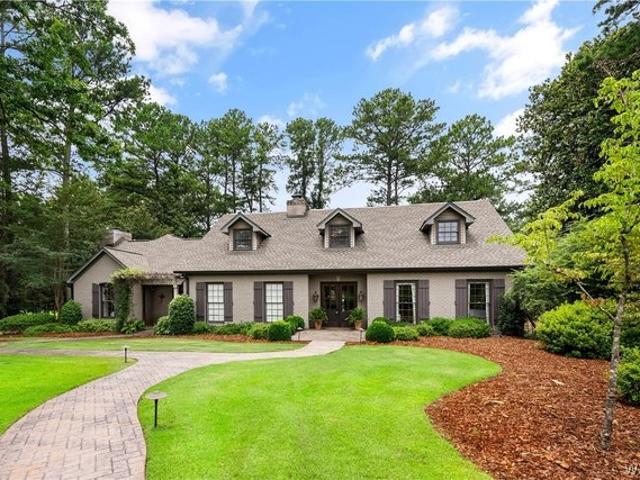 1208 Pinemont Dr N, Tuscaloosa, AL 35406