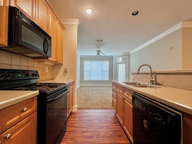 1208 Stratford