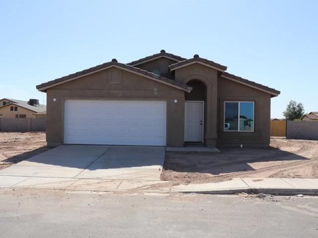 1208 S San Joaquin, Somerton, AZ 85350
