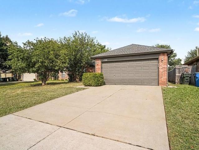 1208 San Fidel Ln, Edmond, OK 73003