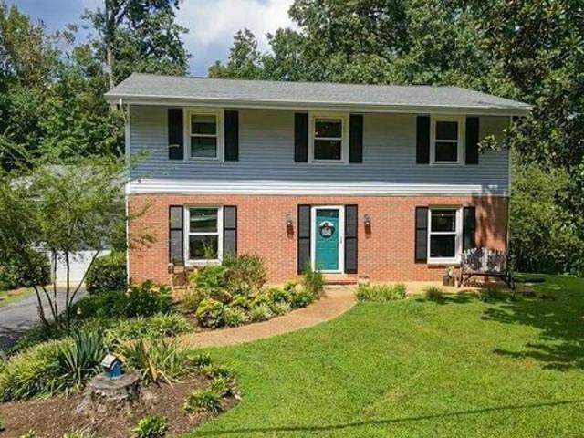 1208 Sherwood St, Paris, TN 38242