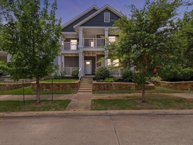 1208 Spanish Moss Dr, Savannah, TX 76227