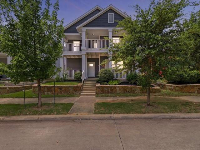 1208 Spanish Moss Dr, Savannah, TX 76227