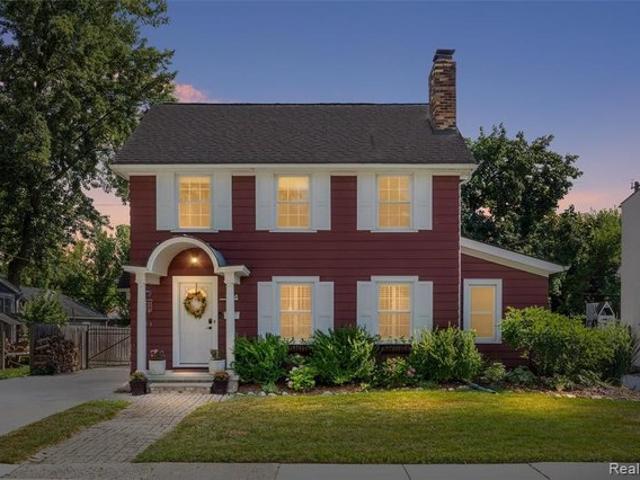 1208 Villa Rd, Birmingham, MI 48009