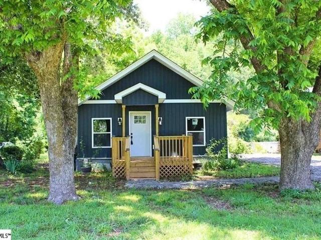 1208 W Main St, Laurens, SC 29360