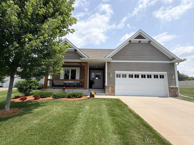 12096 Malisa Ct, Rogers, MN 55374