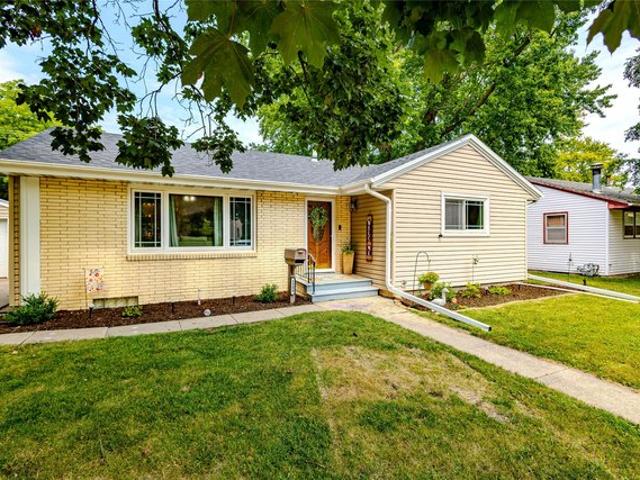 1209 Meadow Ln, Webster City, IA 50595