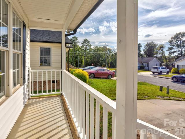 1209 Moss Acres Court