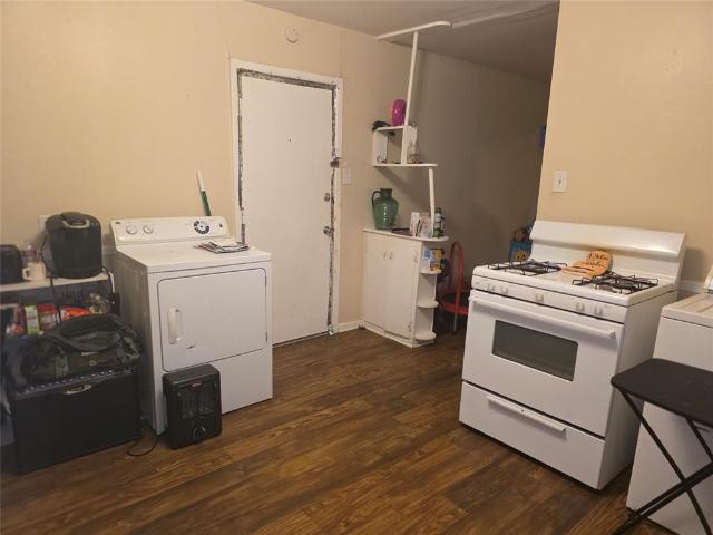 1209 N Anglin St, Cleburne, TX 76031 | MLS #21214