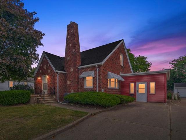 1209 Napier Ave, Saint Joseph, MI 49085